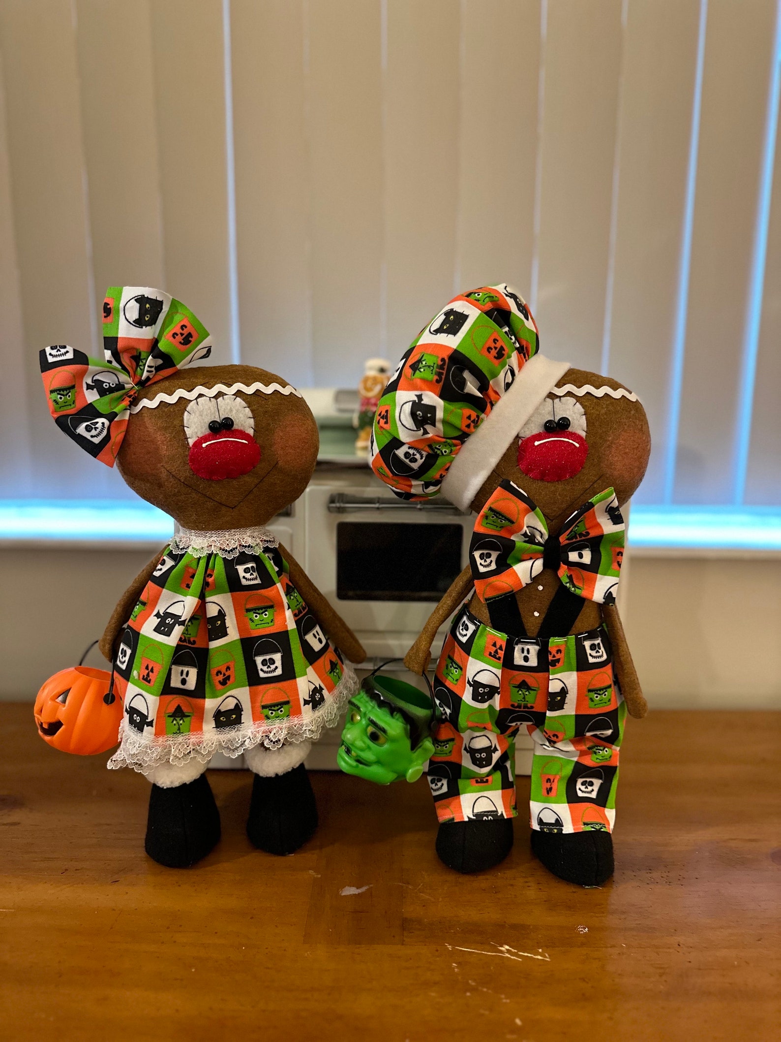 Prim Halloween Gingerbread Dolls , Shelf Sitters - Etsy
