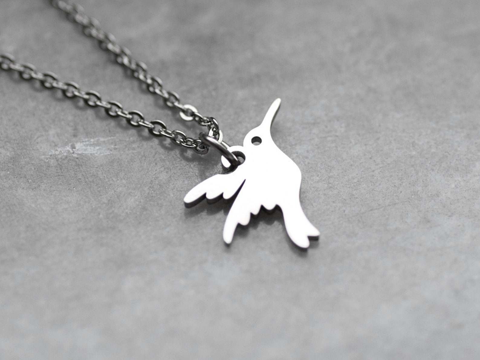 Small Hummingbird Necklace, Bird Charm, Animal Jewelry - Etsy