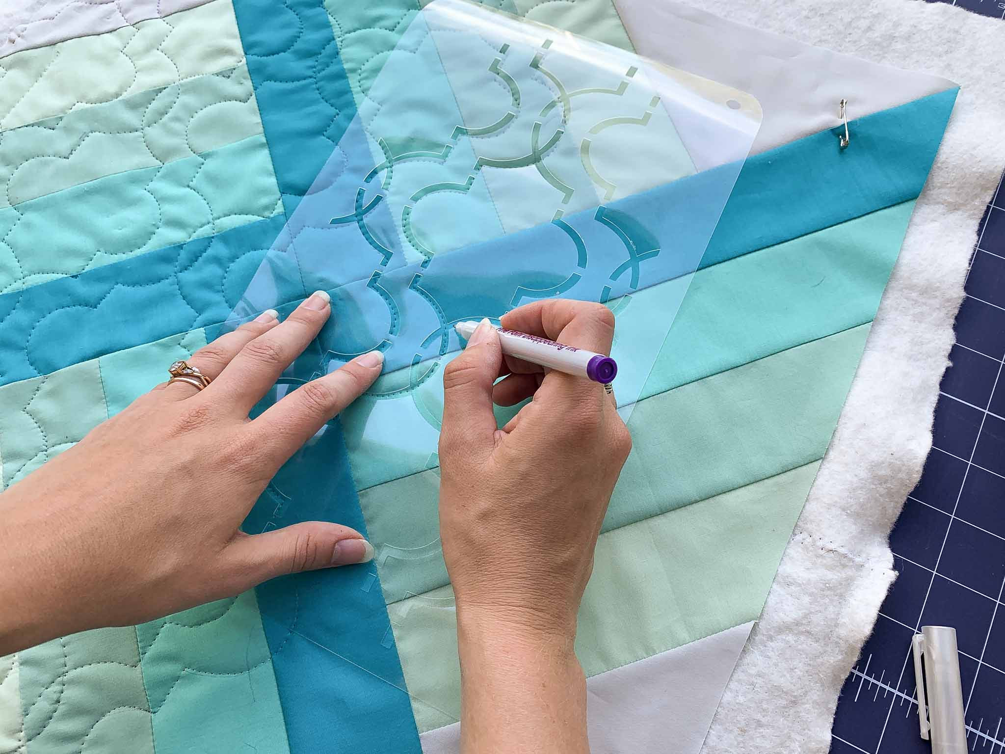 Double Arabesque Pantograph Quilting Stencil | Suzy Quilts Quillow ...