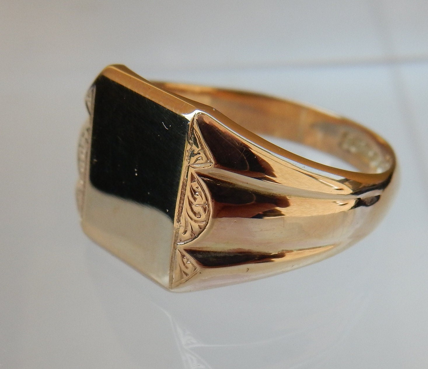 9CT / 9K Gold Gents Signet Ring - Etsy
