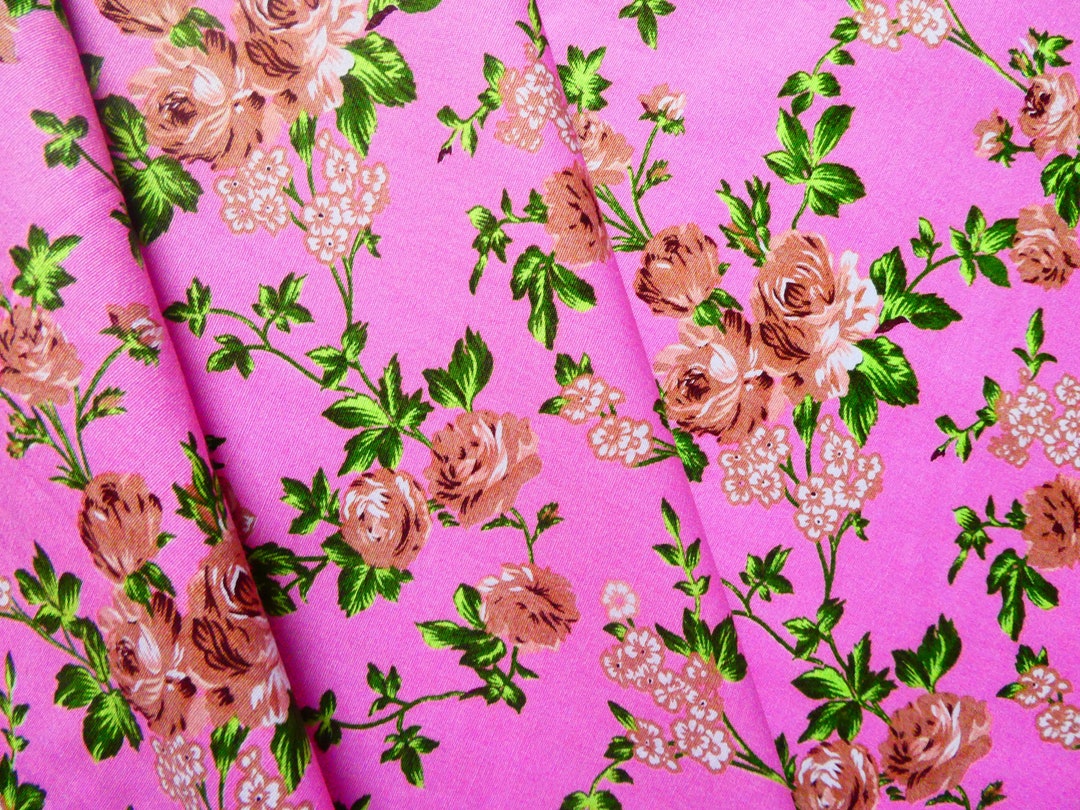 Baumwoll Popeline Stoff Rosa Rosen Muster 140 cm Nähen und Quilten ...
