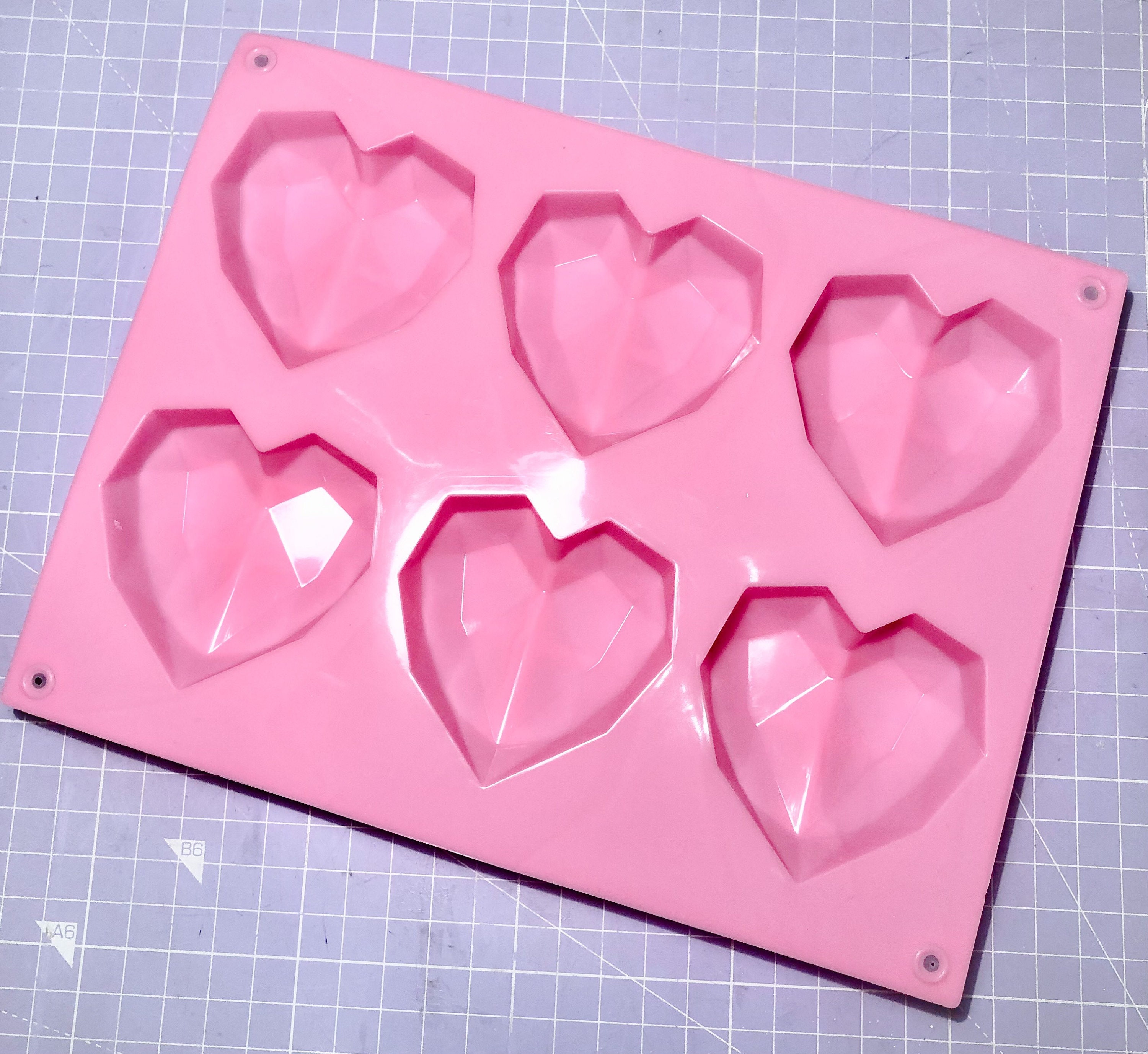 6 Cavity Geometric Diamond Heart Mould / Mold for 3D | Etsy