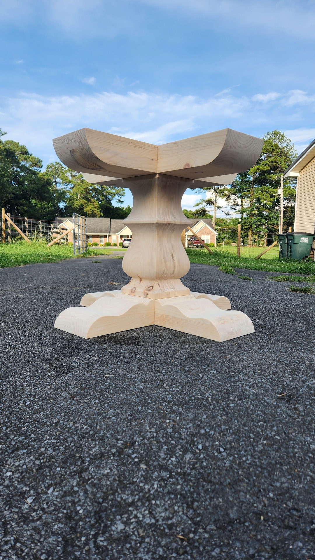 Round Table Pedestal Base Single Pedestal southern Sophistication ...