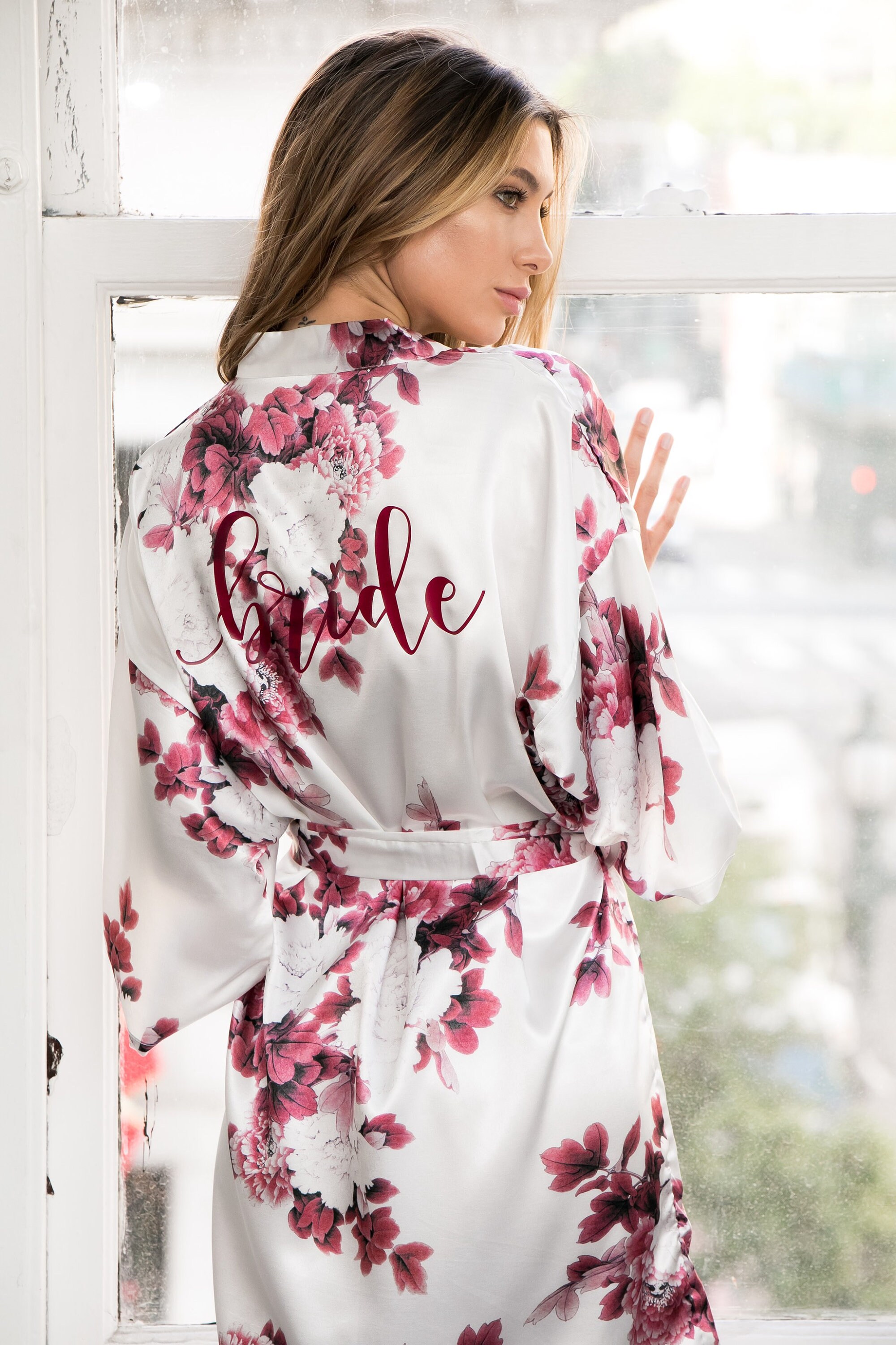 SALE Floral Bridesmaid Robes Bridesmaid Gifts Bridal Robe | Etsy