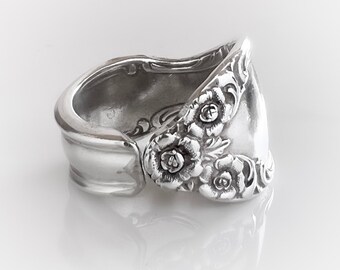 Basque Ring - Etsy