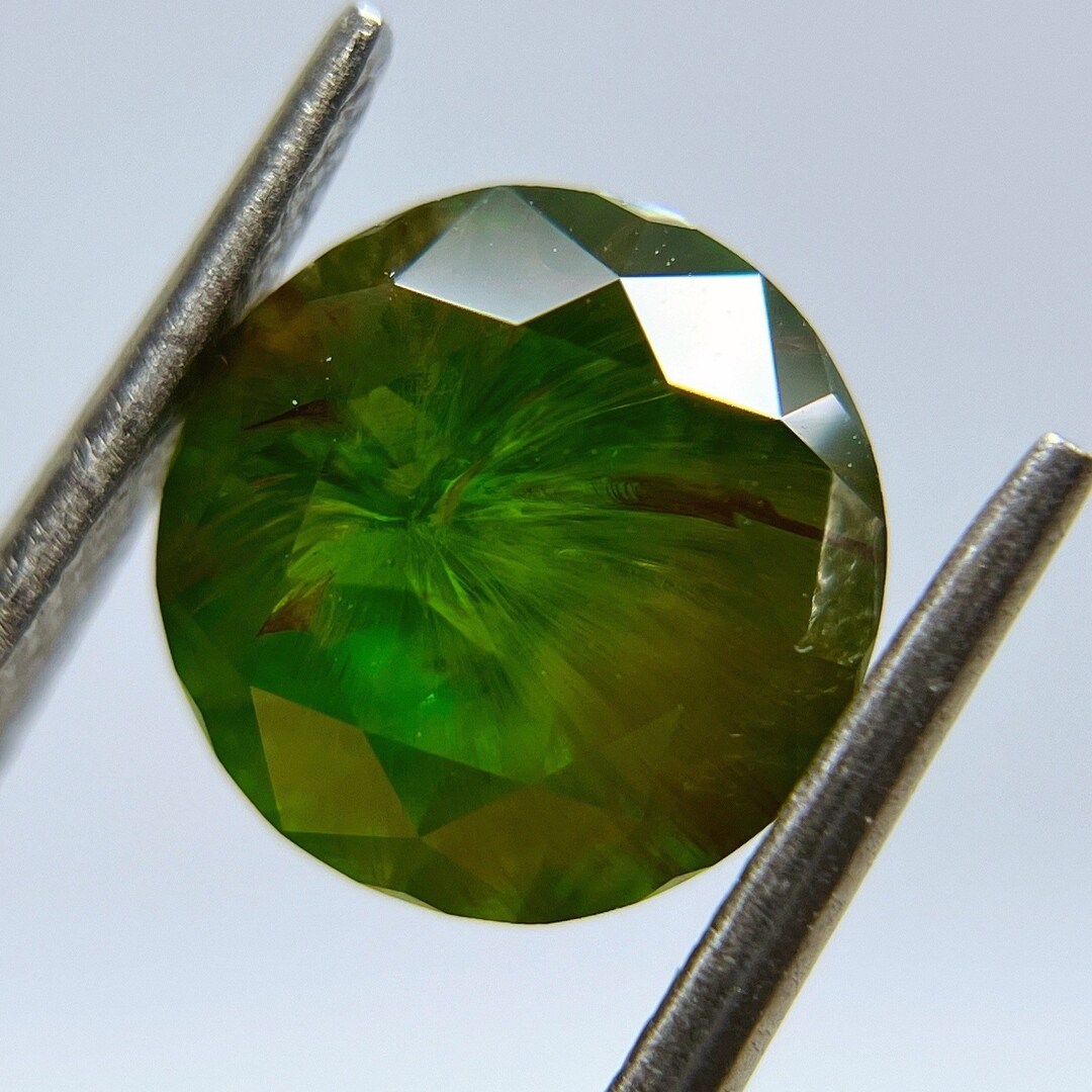 Natural Demantoid With Horsetail Inclusion Form Ural Mountain, Russia ...