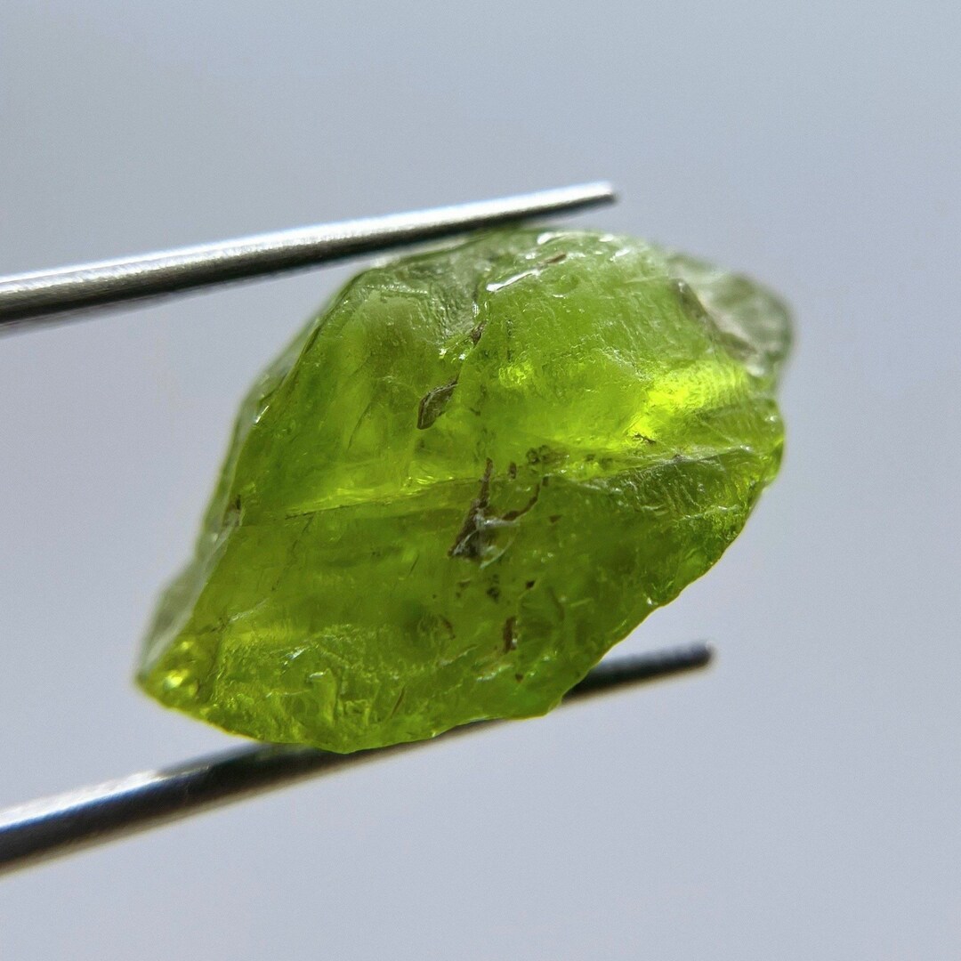 Peridot (olivine or Chrysolite) Gem Crystal From Tibet,china. - Etsy