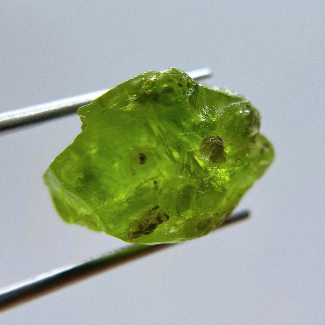 Peridot (olivine or Chrysolite) Gem Crystal From Tibet,china. - Etsy