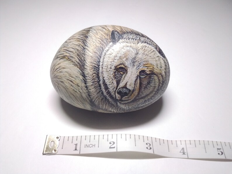 Bear Painted Rock - Grizzly Painting on Beach Stone - Wildlife Painting ...