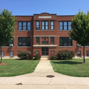 HO Scale - Large Arched Office Building Brick - 1:87 Scale Building ...