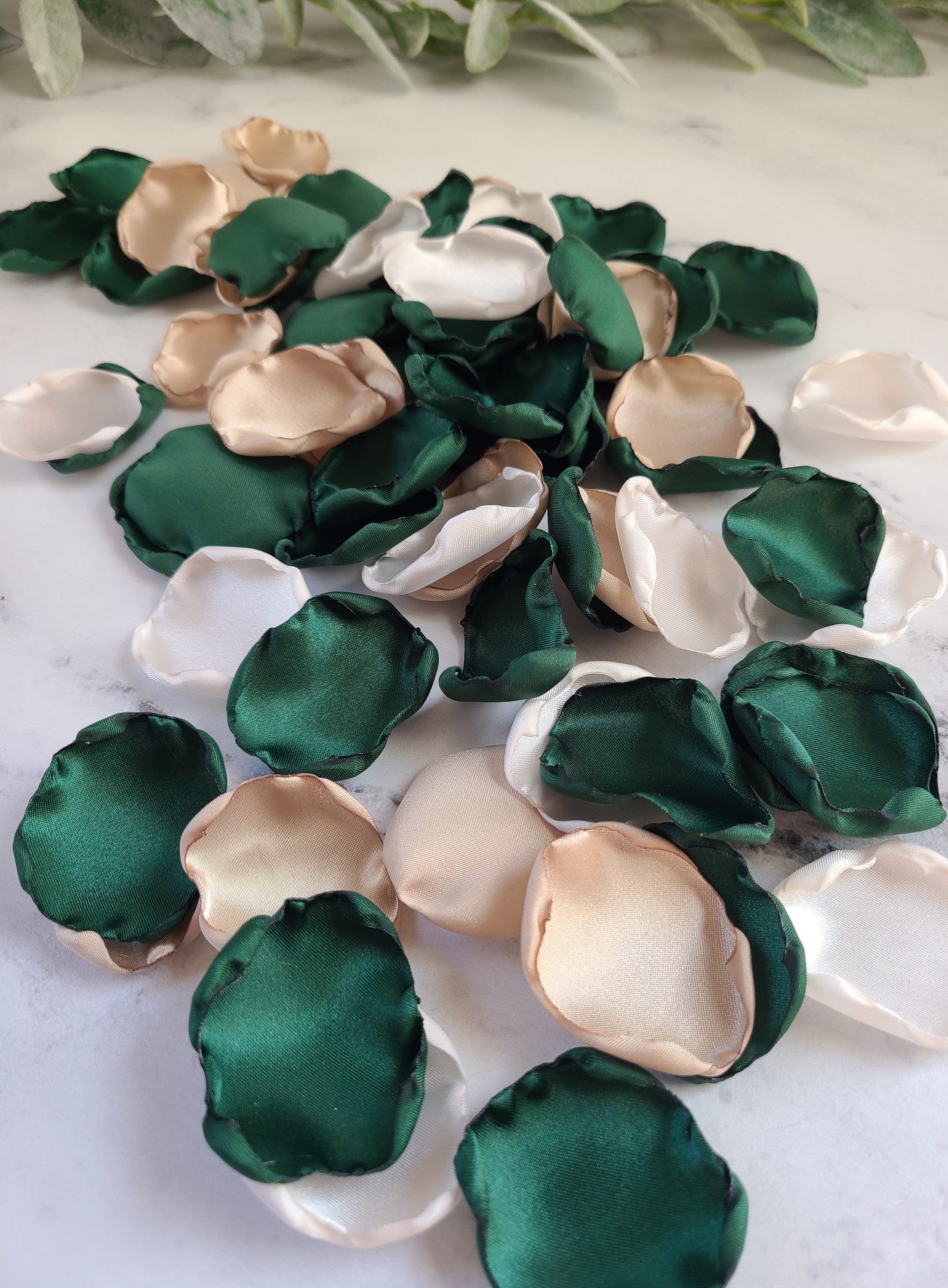 Forest Green Wedding Decor Emerald Flower Petals Wedding - Etsy