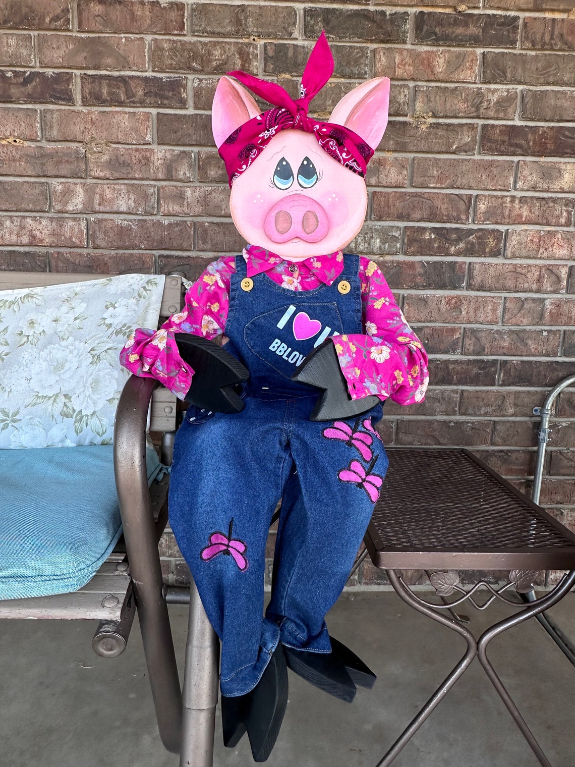 Pig Fall Porch Decoration, Hay Bale Decor, Posable Porch Sitter ...