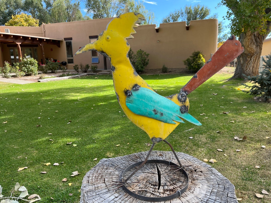 Metal Road Runner Bird 29 Inch Tall and Wide Rock Garden Decoration ...