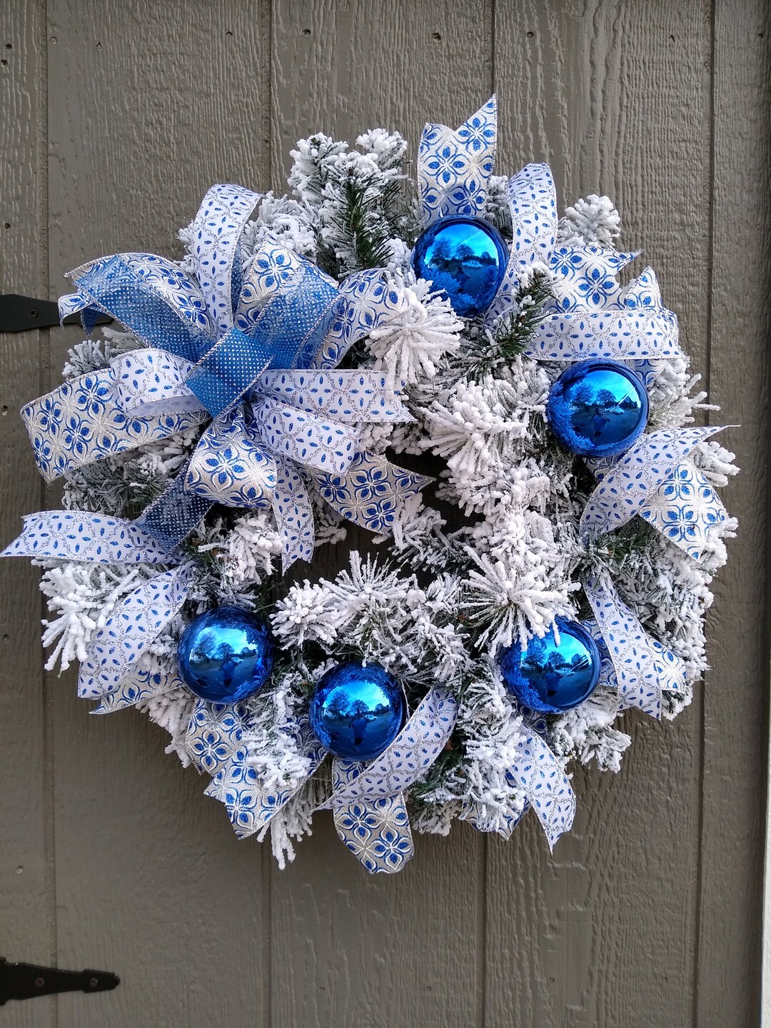 Christmas Wreath With Blue Ornaments , Blue Christmas Wreath, Front ...