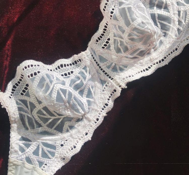 Little Italian Bra - Etsy