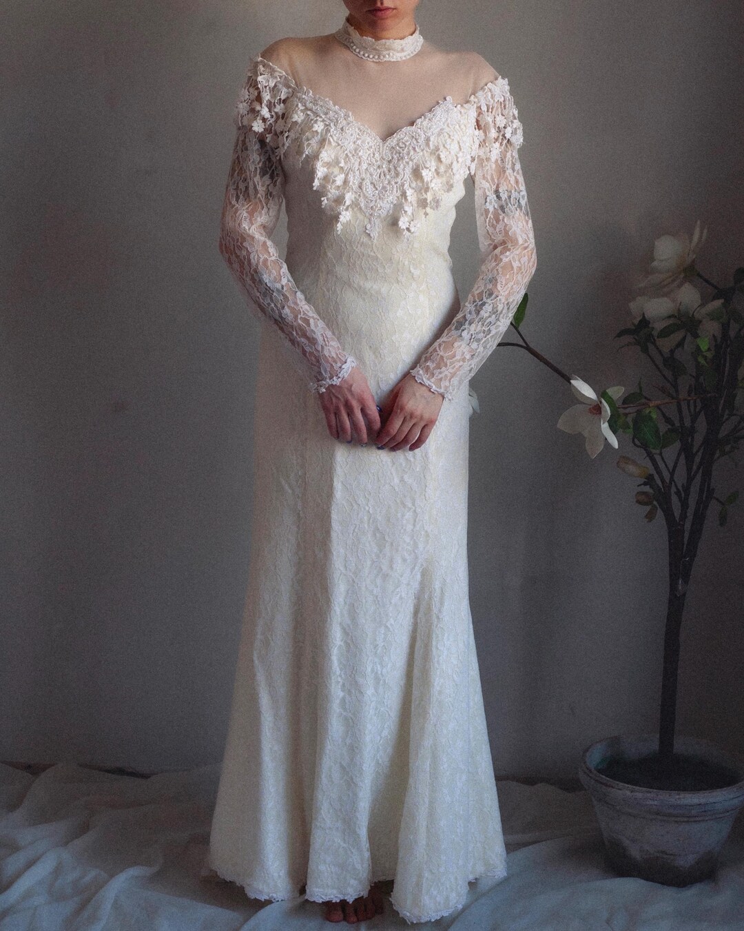 Vintage Elegant Lace Wedding Dress With Lace Height Collar and Long ...