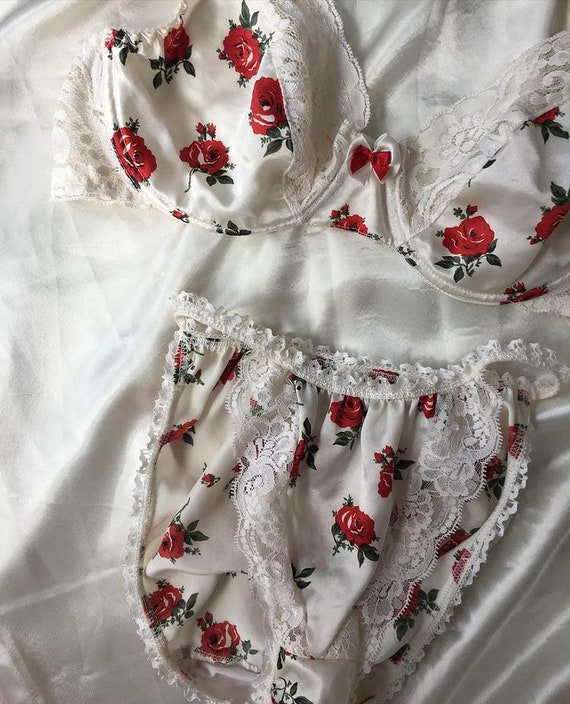 Stunning vintage lingerie floral set, vintage floral … - Gem