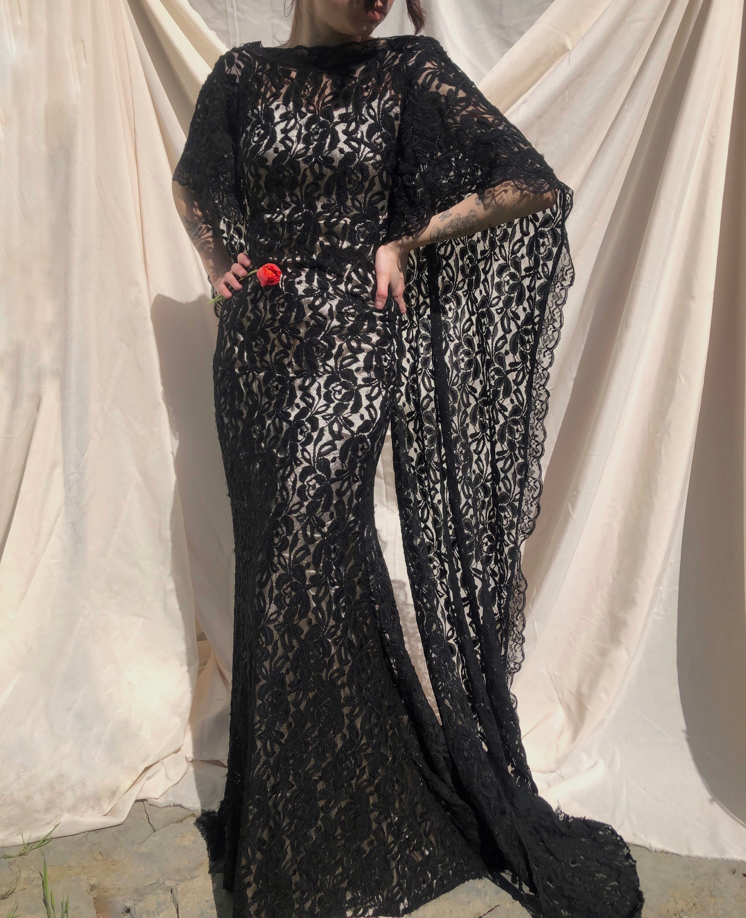 Gorgeous Vintage Gothic Black Lace Maxi Gown With Long Train, Black ...