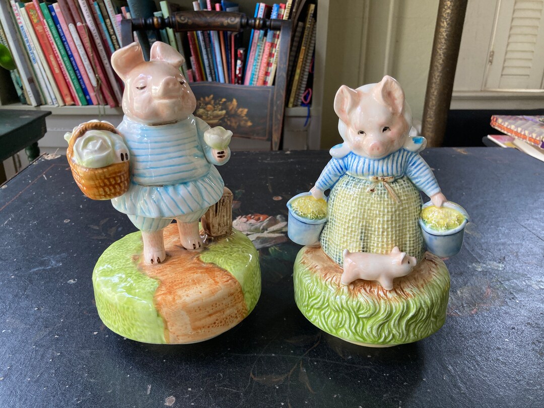 Beatrix Potter Rotating Musical Figurines by Schmid, Aunt Pettitoes and ...