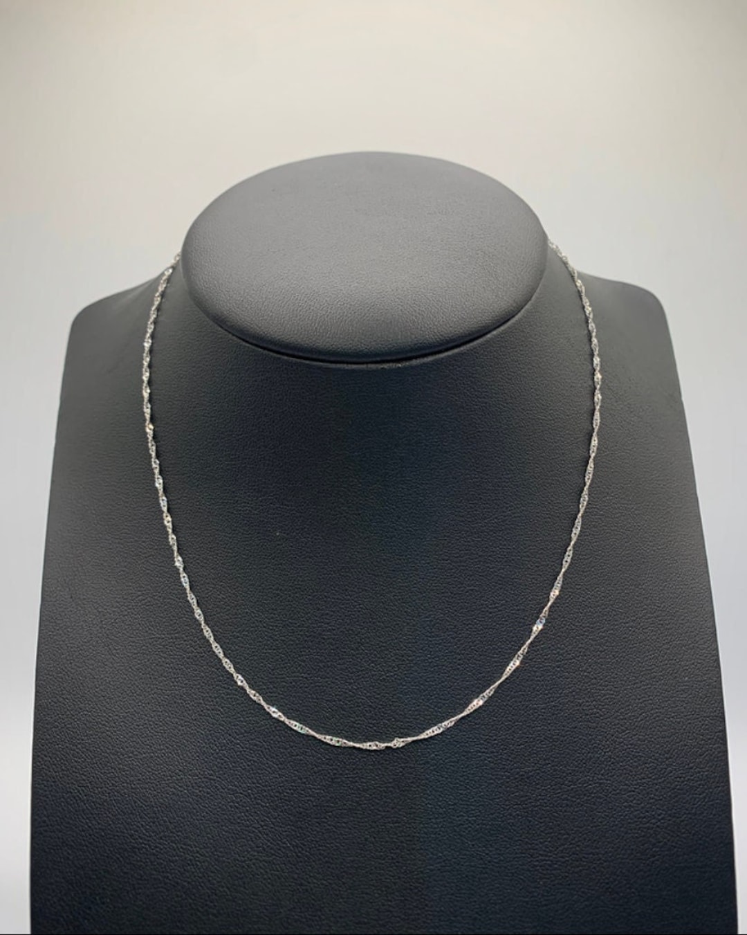 10K White Gold Singapore Chain, White Gold Singapore Necklace ...