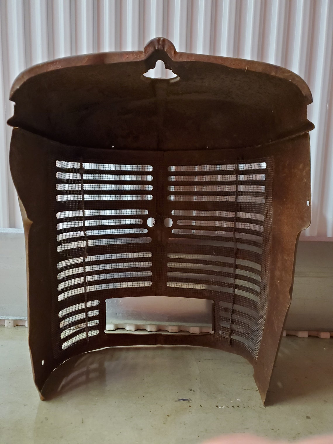 Farmall Tractor Grill Wall Hanging Farmhouse Decor Rust | Etsy