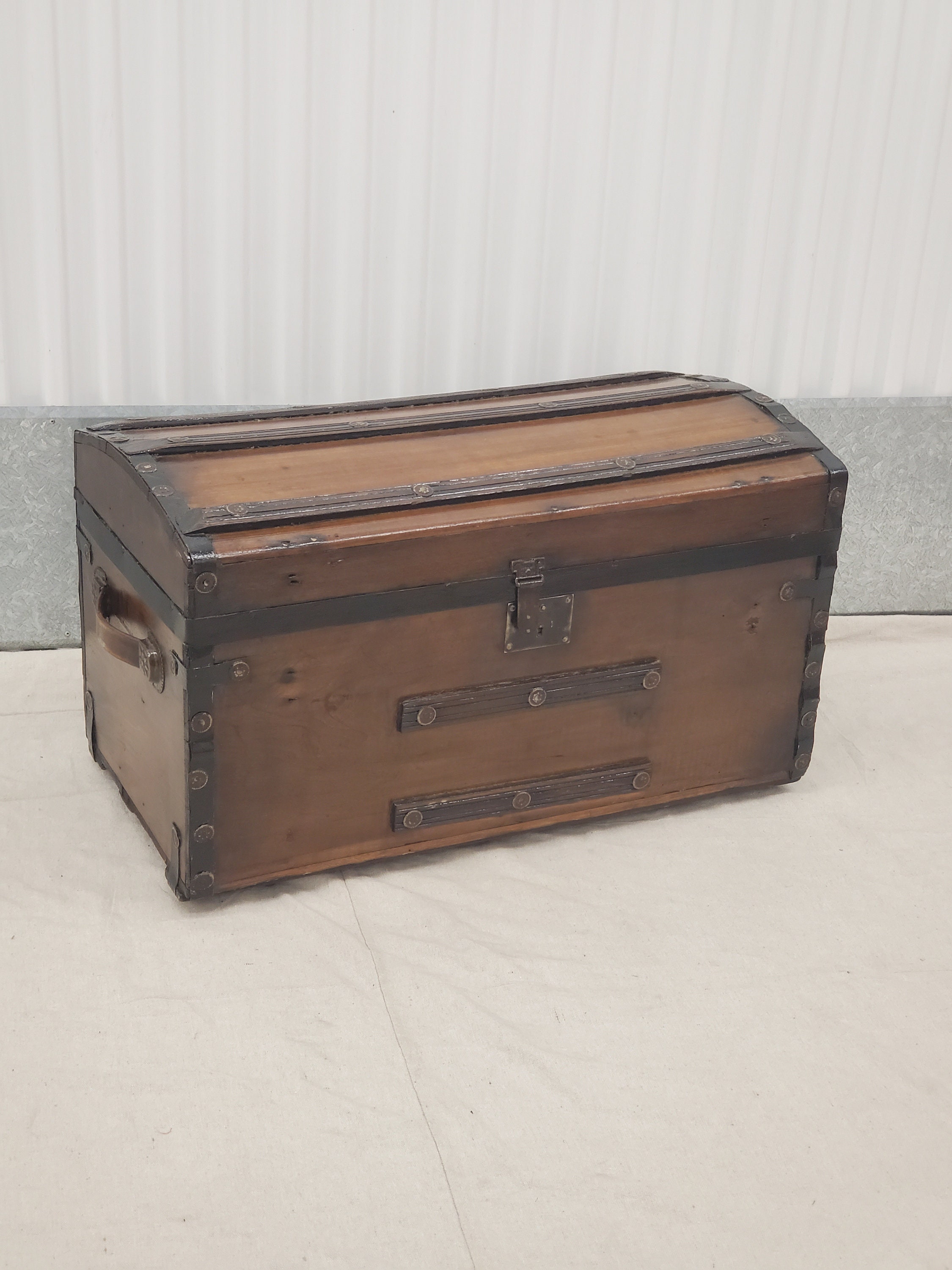 Antique Trunk, Small Trunk Chest, 1800s Trunk, Storage Trunk, Pirate ...