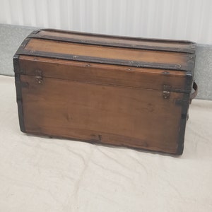 Antique Trunk, Small Trunk Chest, 1800s Trunk, Storage Trunk, Pirate ...