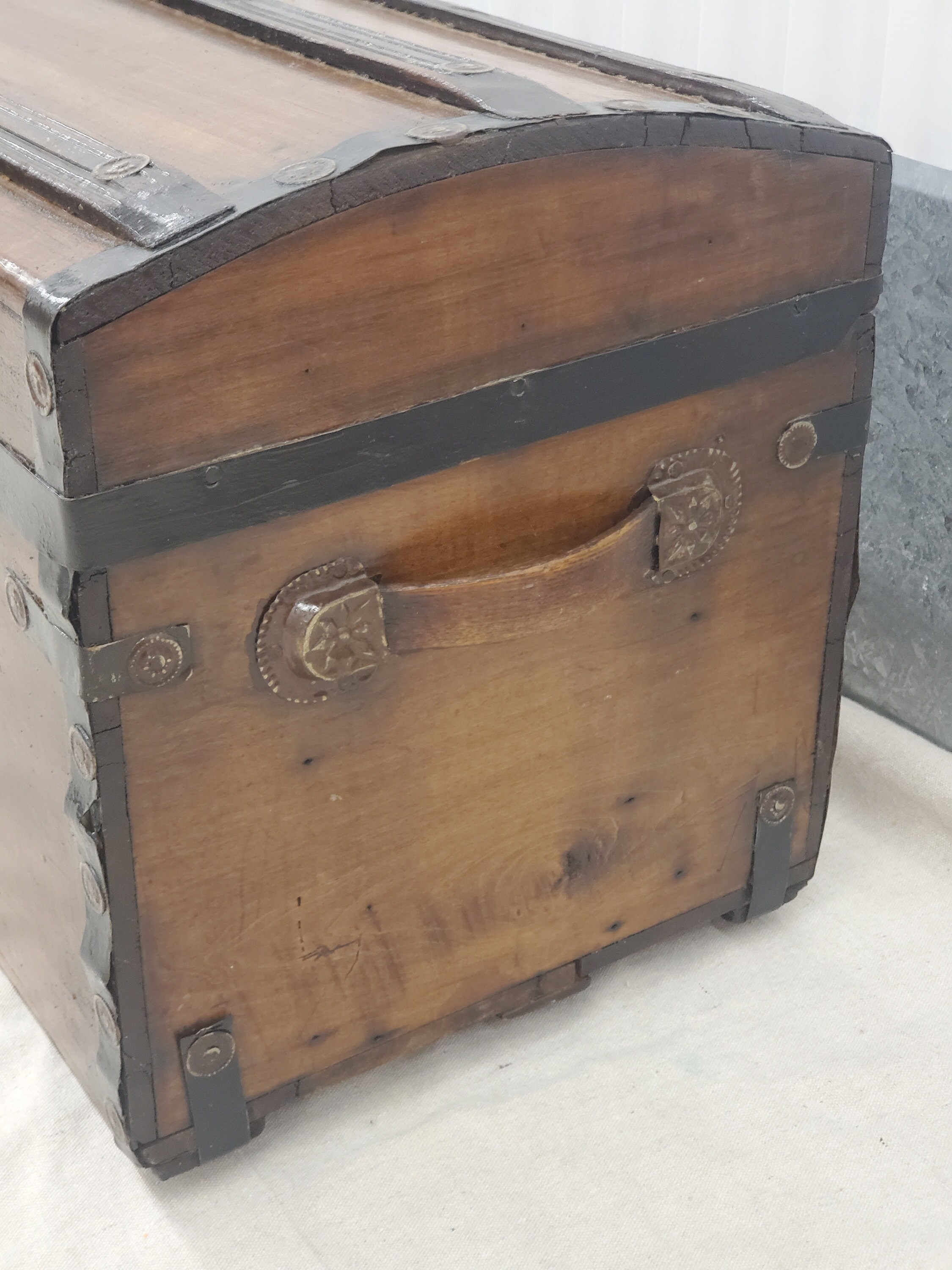 Antique Trunk, Small Trunk Chest, 1800s Trunk, Storage Trunk, Pirate ...