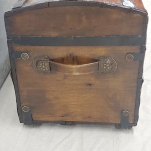Antique Trunk, Small Trunk Chest, 1800s Trunk, Storage Trunk, Pirate ...