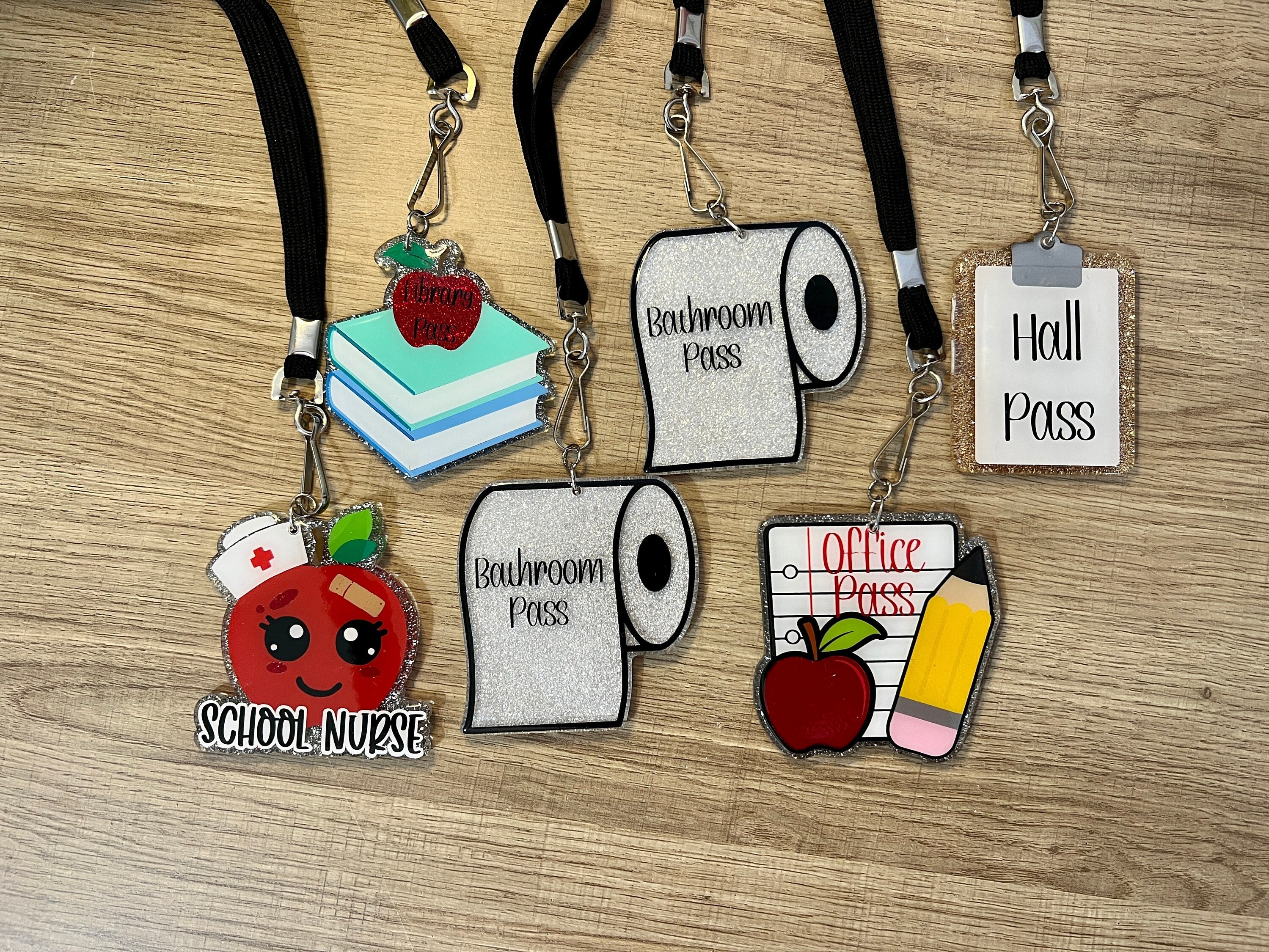 Hall Passes For Classrooms Middle School 8-Pack Magnetic Hall Passes ...