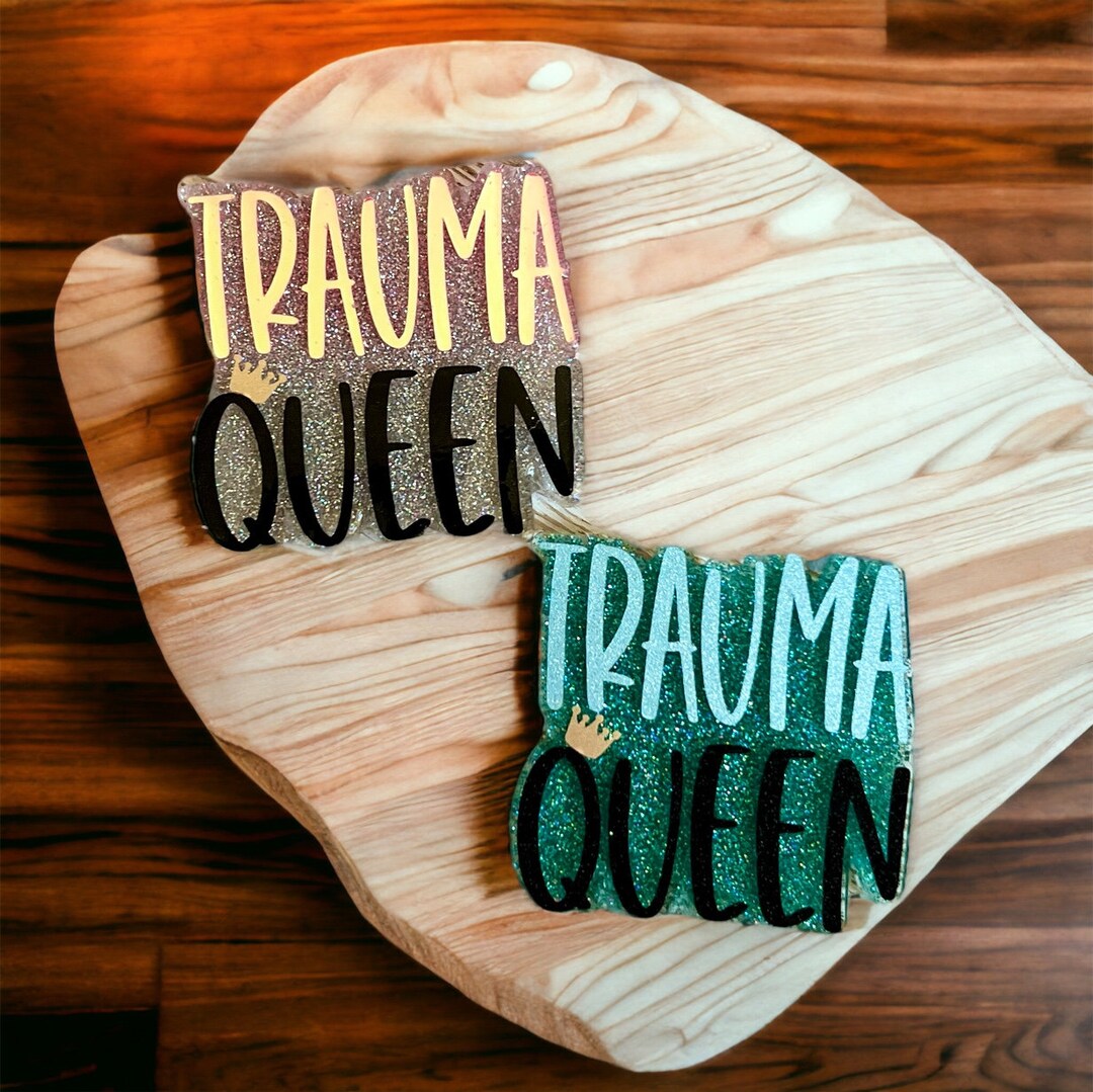 Trauma Queen Badge Reel, Trauma Center, ICU, Nurse - Etsy
