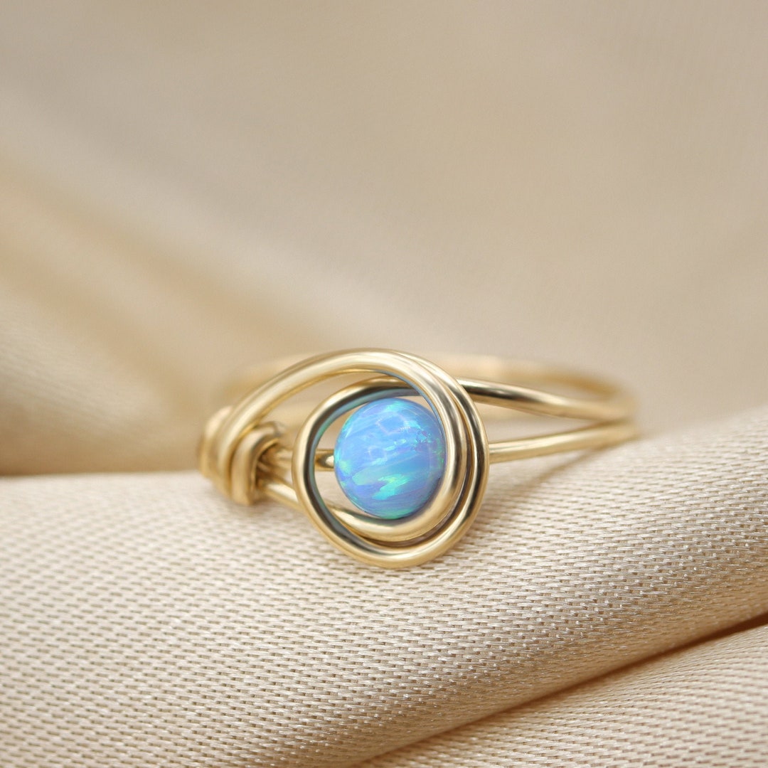 Asymmetrischer Blauer Opal Knotenring, Handgemachter Ring, Opalring, einseitiger Knoten, Draht ...