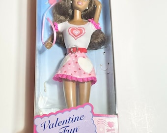 Valentine Fun Barbie - Etsy