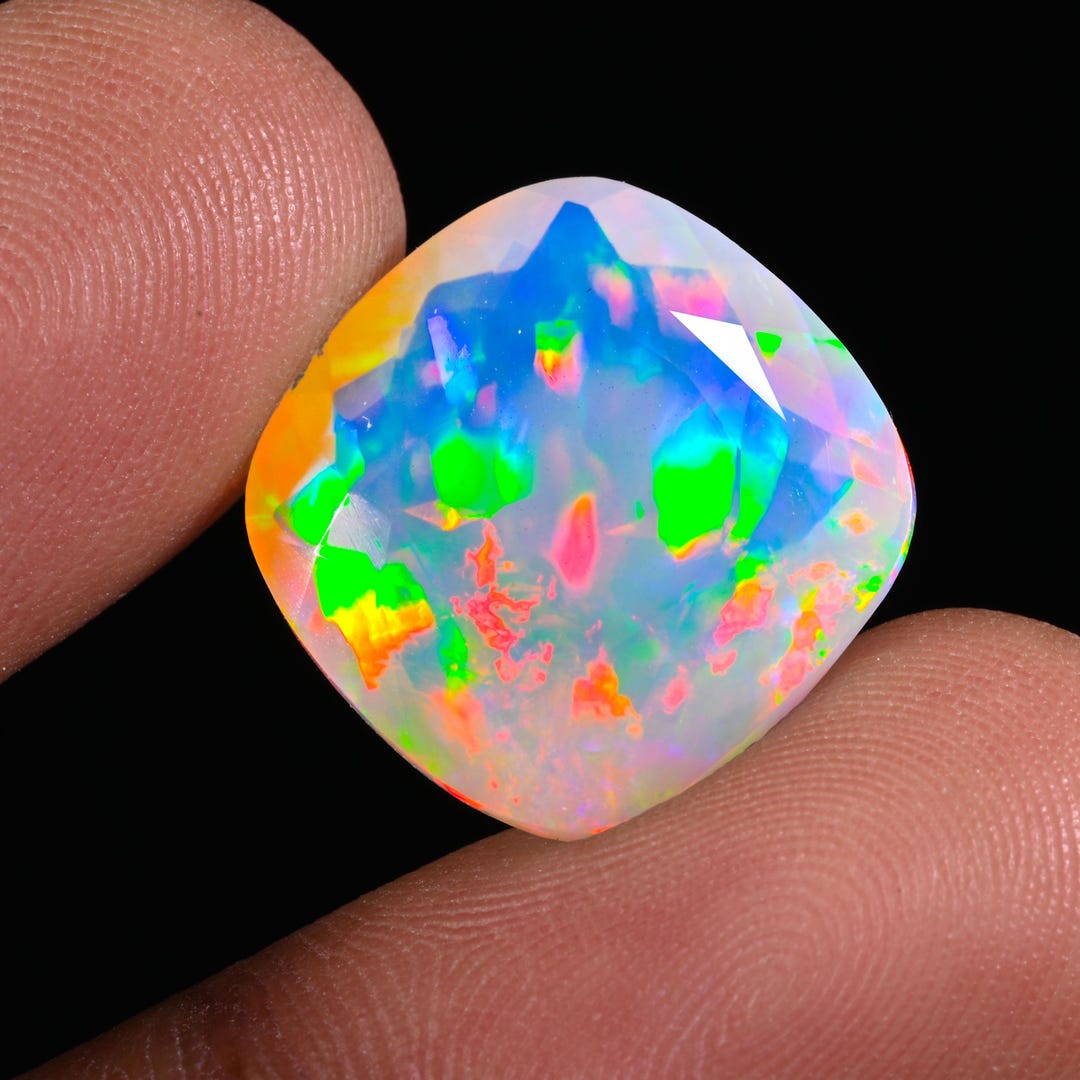 10.20 Crt, Ethiopian Welo Fire Opal Faceted Gemstone, Excellent Play of ...
