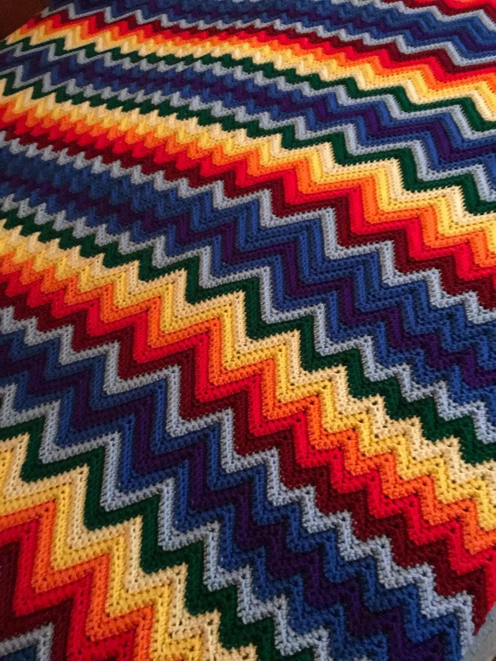 Zig Zag queen size afgan/Queen Size Crochet Afghan/ Zigzag Style and ...