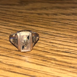 Vintage 10k Gold High School Class Ring 1948 - Etsy