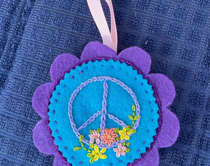 Peace Sign Felt Ornament - Etsy