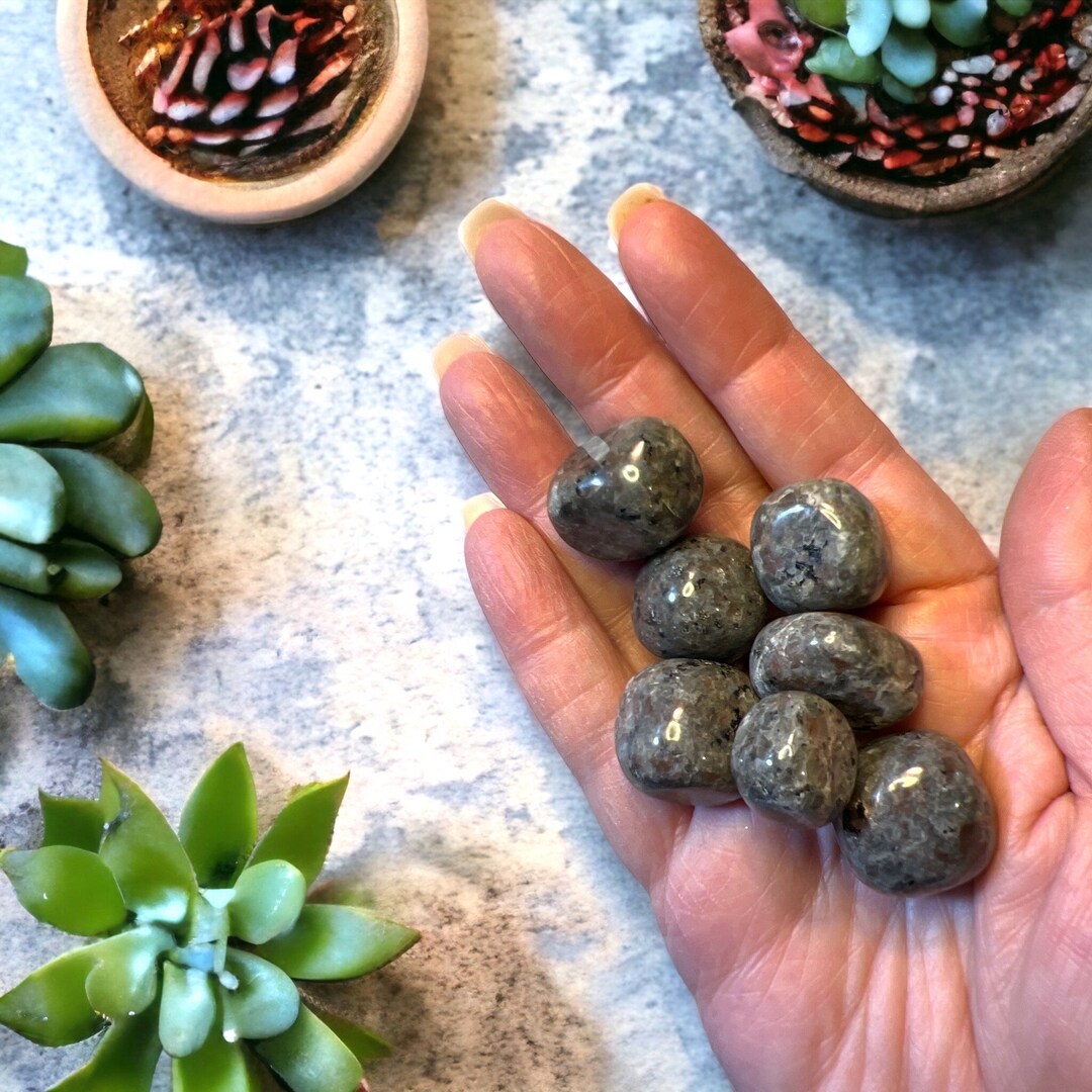 Yooperlite Tumbled Stones/yooperlite tumbled and Polished Authentic ...