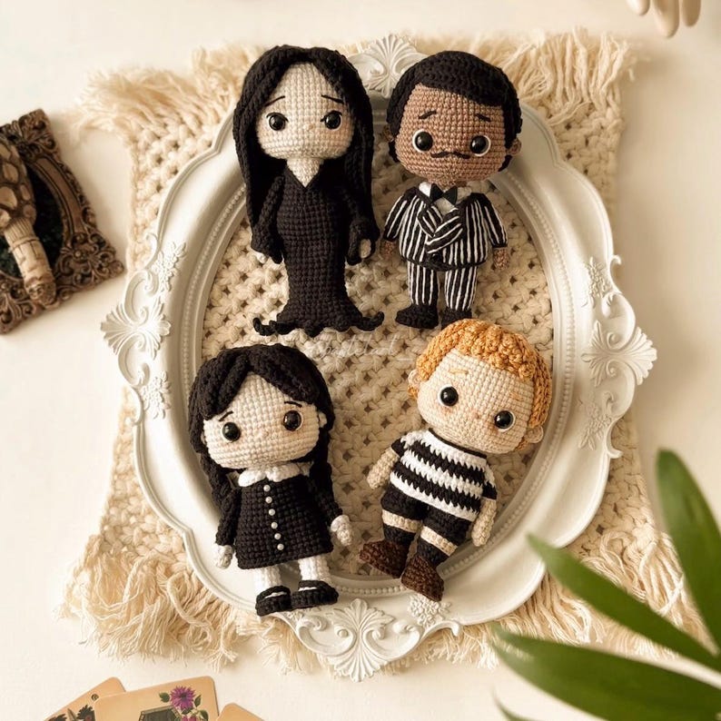 The Addams Family Set - Amigurumi Pattern (PDF File ENGLISH / ESPANÕL ...