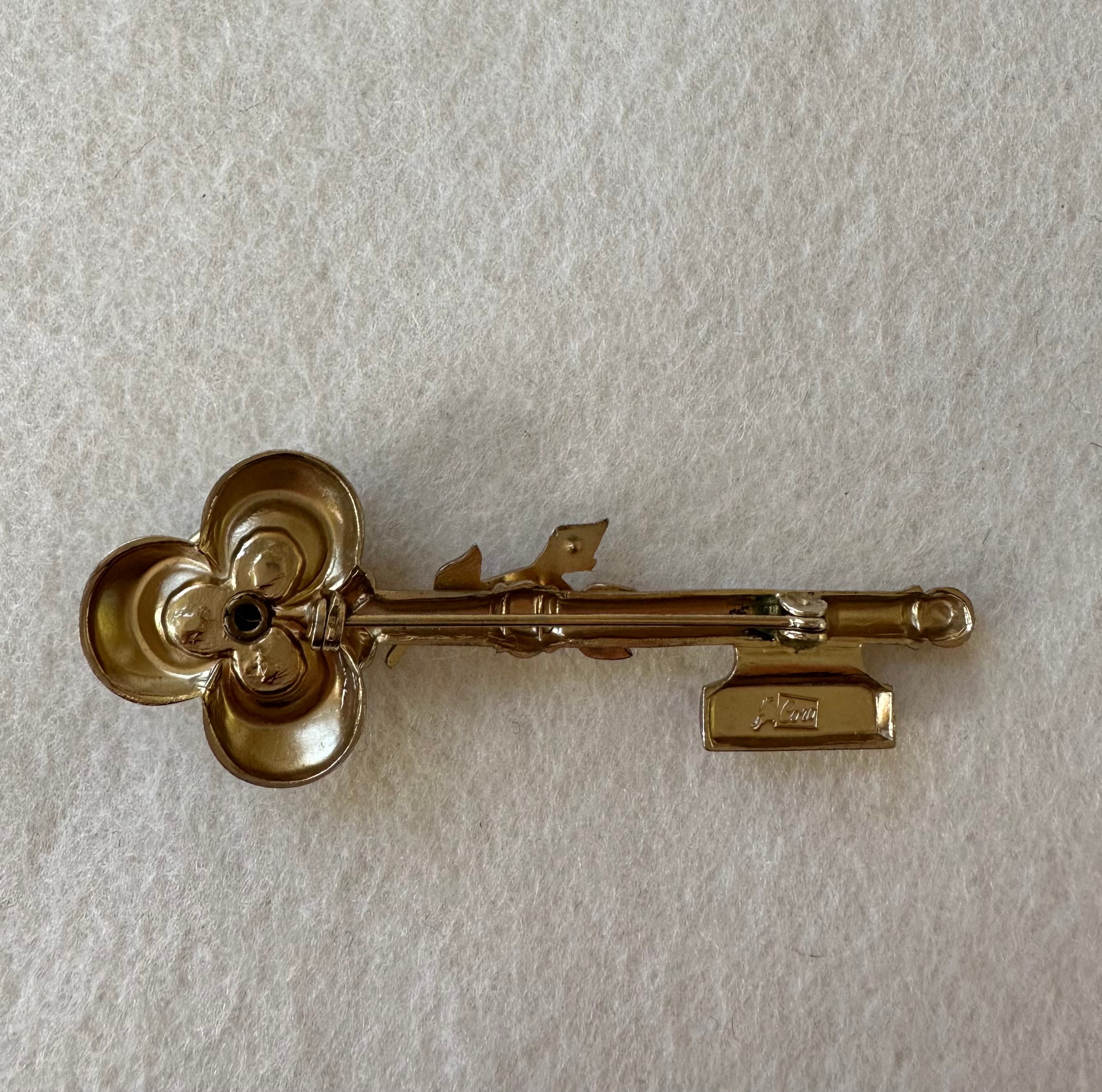 Book Piece**vintage Coro Key Brooch - Etsy