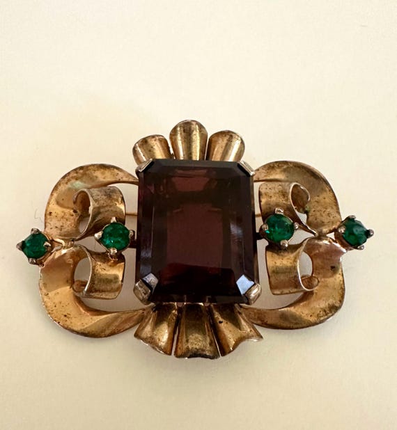 1930s Ciner Brooch - Gem