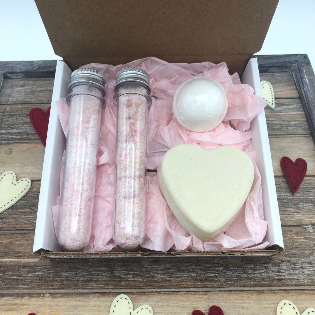 Deluxe Valentine's Day Gift Set | Bath Salts | Lotion Bar | Bath Bomb ...