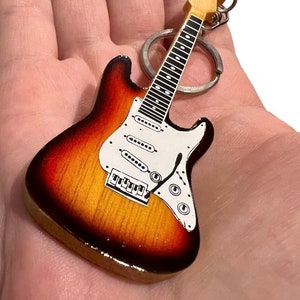 5 Colours Mini Guitar Keyring 10cm/5 Designs Wooden Handmade Music Key ...
