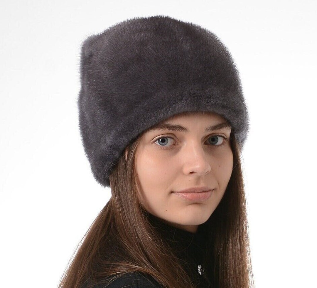 Warm women's stylish winter mink hat in gray Winter Fur - Etsy España