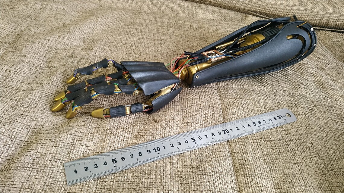 Anakin's mechanical arm from the Star Wars: Episode III | Etsy