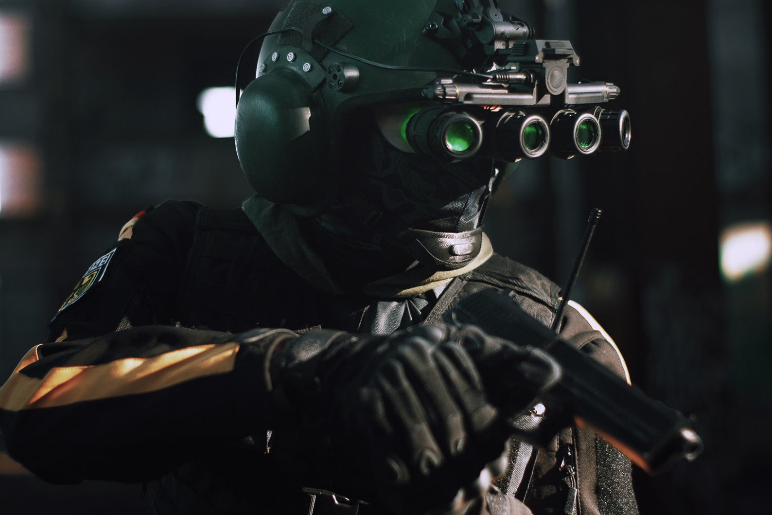 The basis for the Bandit / IQ / Blitz helmet from Rainbow Six | Etsy