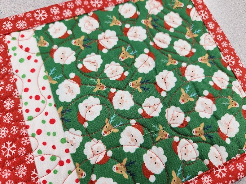 Christmas Mug Rug Santa Snack Mat Reindeer Miniature Quilt - Etsy