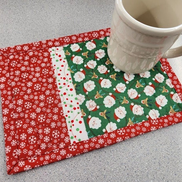 Christmas Mug Rug Santa Snack Mat Reindeer Miniature Quilt - Etsy
