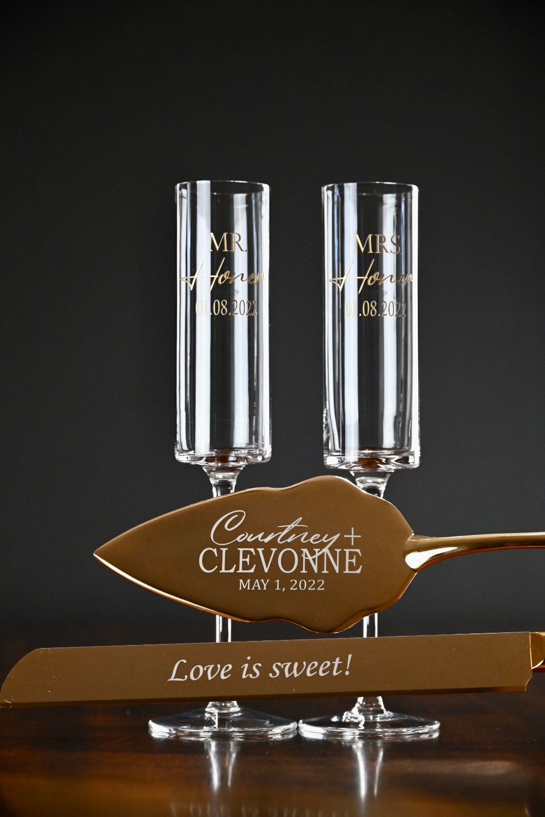 Personalized Modern Toasting Flutes With Gold Cake Cutting - Etsy