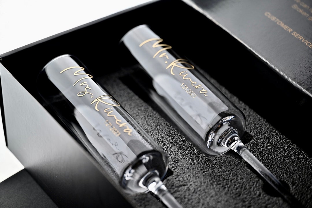 Personalized Champagne Modern Toasting Flutes With Gift Box, Engraved ...